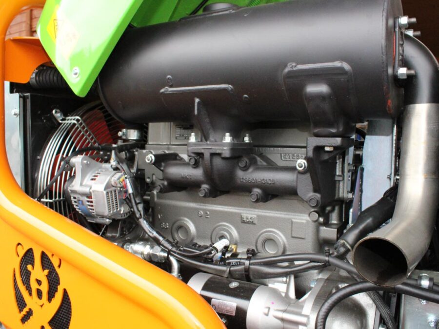 MDB LV400 PRO X – Zuverlässige Mähraupe mit 38 PS Motor