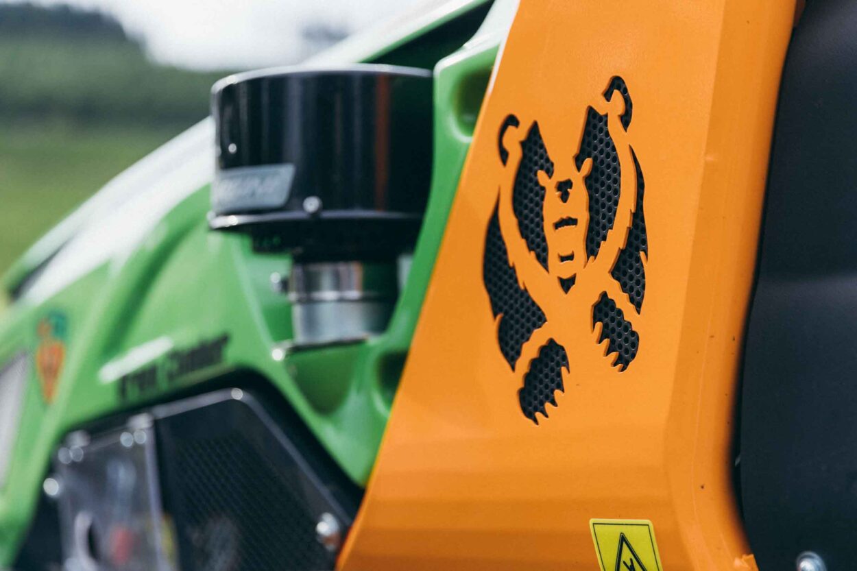 MDB LV400 PRO X – Zuverlässige Mähraupe mit 38 PS Motor