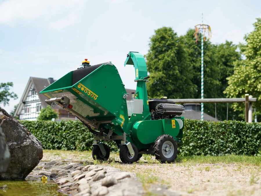 HS Holzhacker - Mobile Holzhäcksler & Hacker für Schlepper
