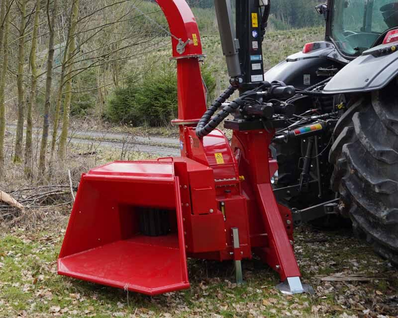 TP 270 PTO K - Häcksler für den Traktor mit Kran