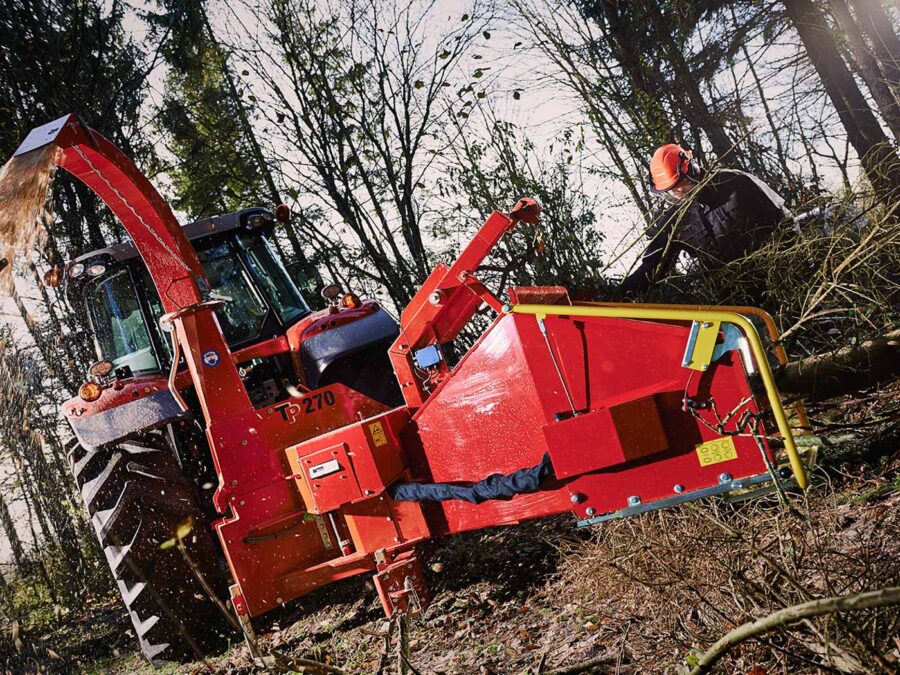 Holzhäcksler für Traktoren & Schlepper zwischen 25 und 400 PS